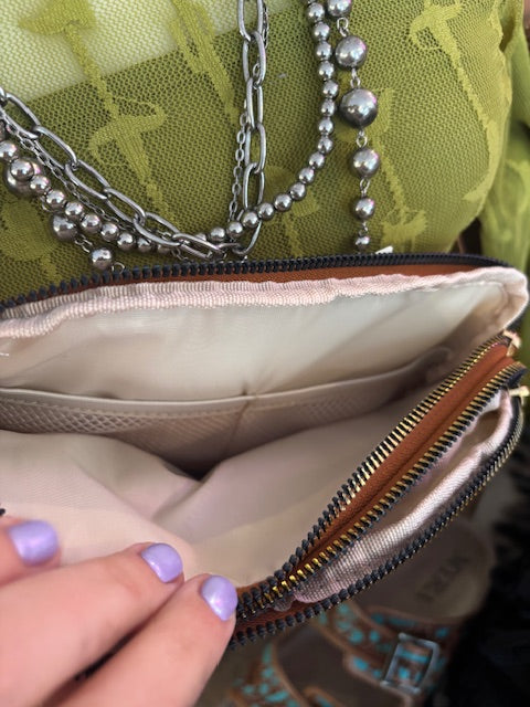 CLEAN CUT FANNY PACK – Fussy Revival